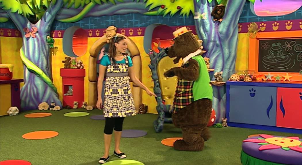 Humphrey B. Bear - Animals - YouTube