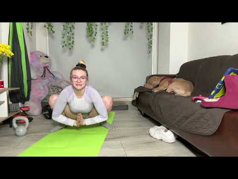 Yoga, Leg day & Xbox!