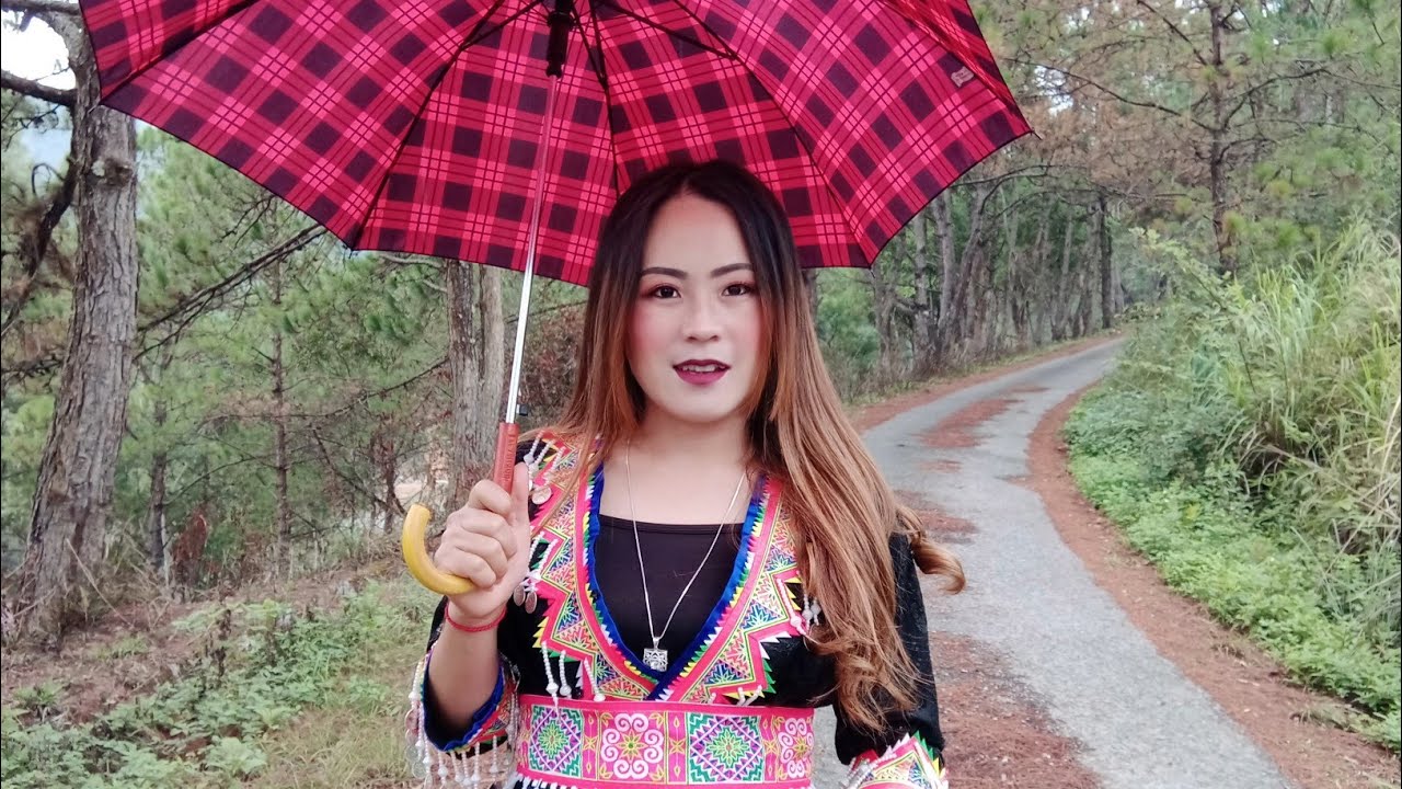 Kuv niam Tu Vauv Ib txwm Qhua Dhaus Mu Ua Neeg Liam14/6/2024 - YouTube