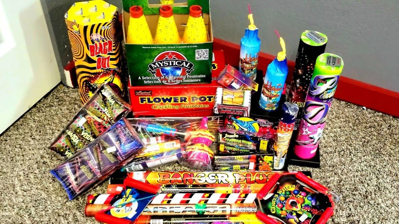 Unboxing A Bunch of Fountain Fireworks ** WHEELS, NOVELTIES, ROMAN ...