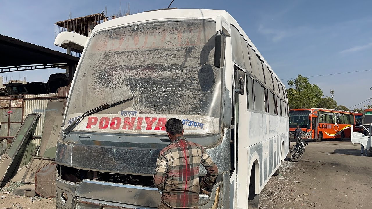 satyuam motor body || Jai Bajrang slipper Bus || cabin and gallery view ...