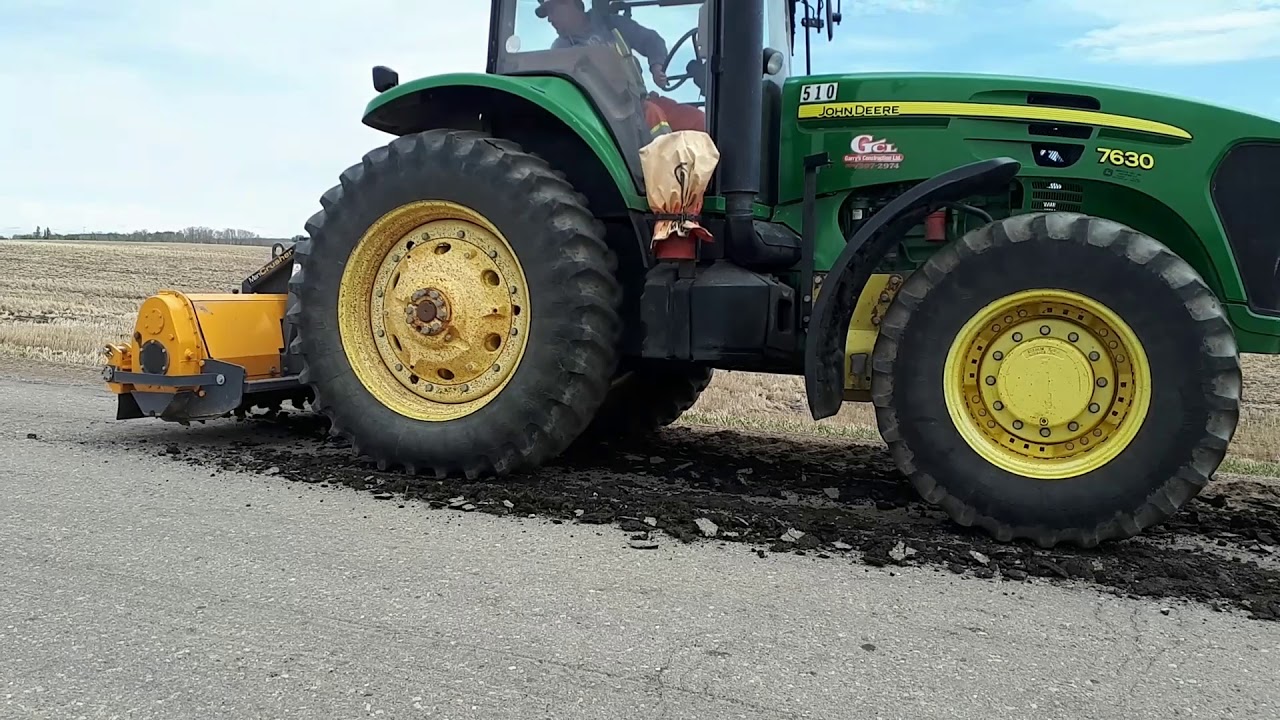 Meri Crusher RC 4220 DT Asphalt Road - YouTube