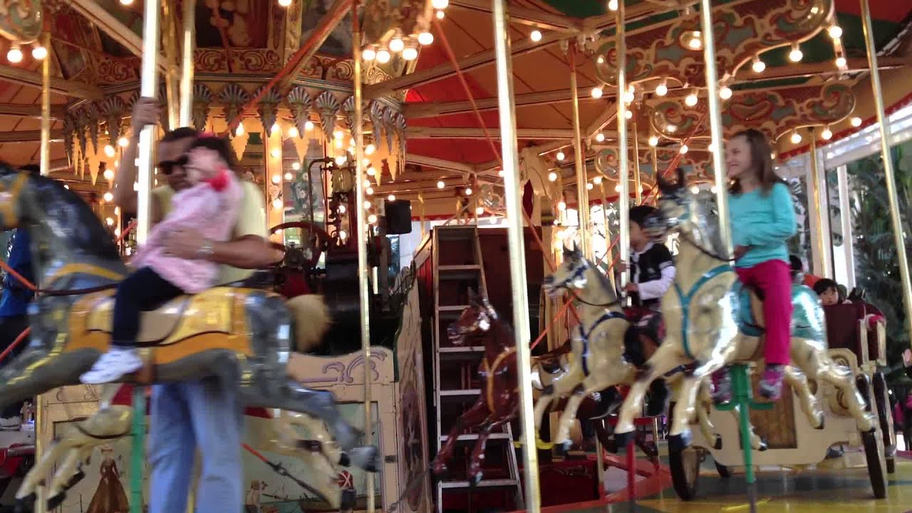 Carousel@Darling Harbour - YouTube