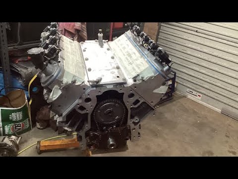 LS engine rebuild time lapse & Cam installation (12 mins) - YouTube