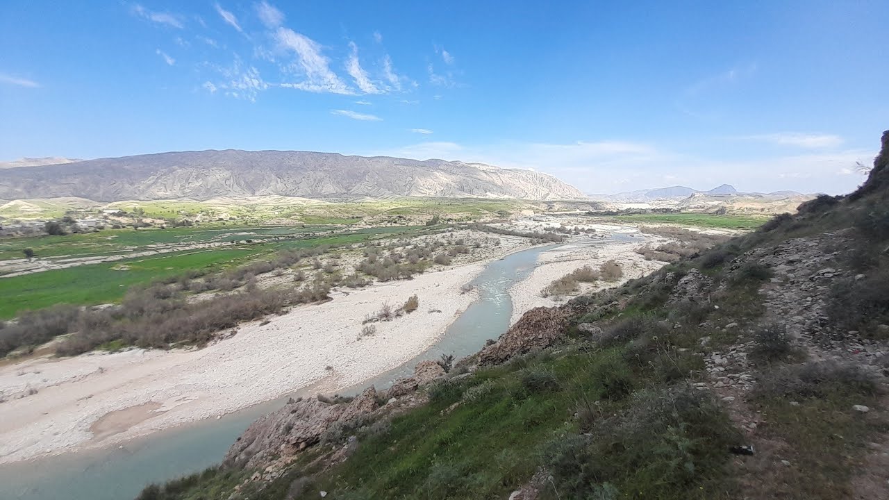 Walking in the beautiful mountains of Gikh in Iran/baladeh/Gikh - YouTube