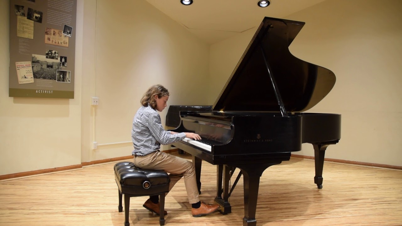 Kuhlau Sonatina in G Major William Corry - YouTube