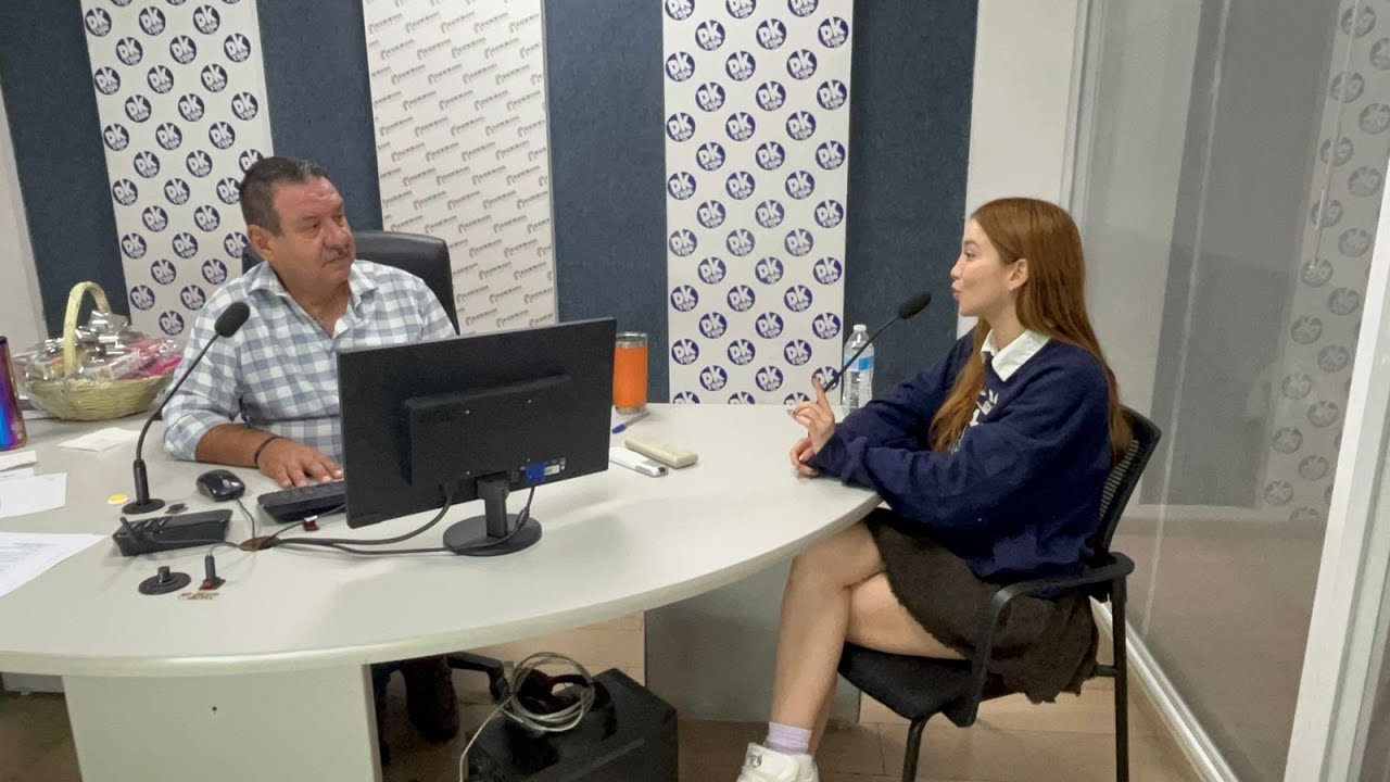 Entrevista a Andrea de Alba - YouTube