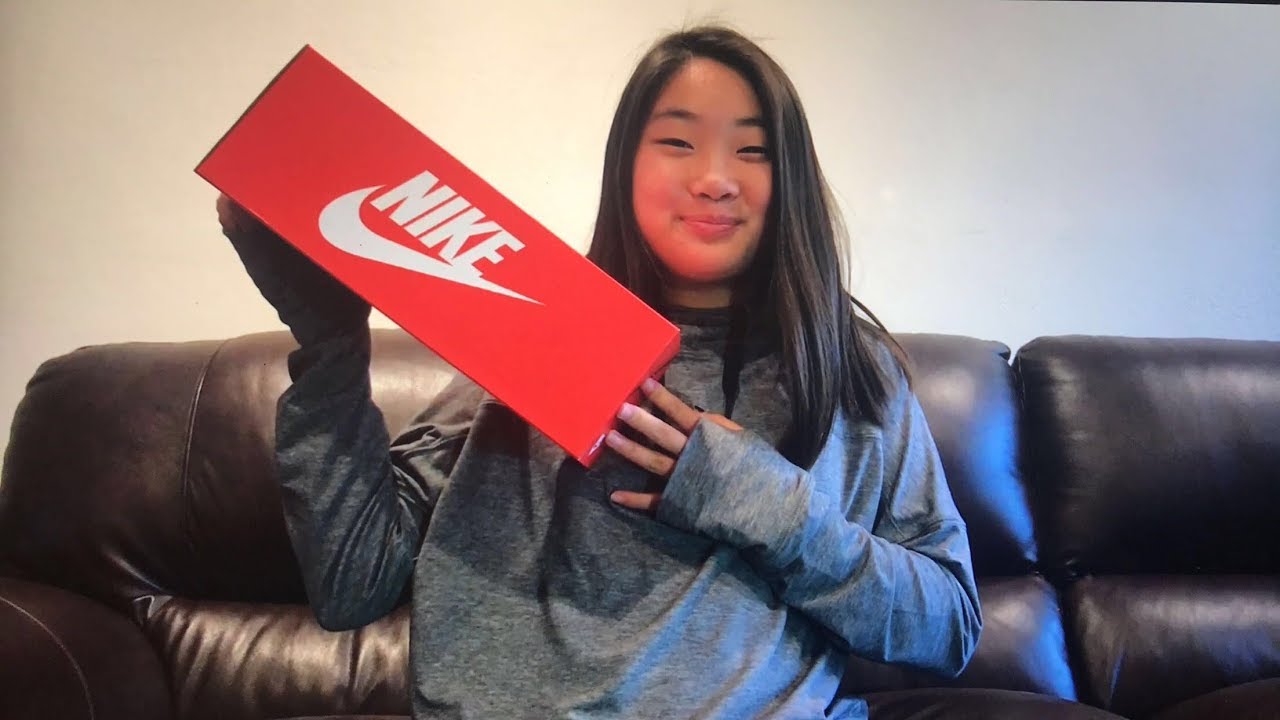 Nike Benassi Slides Unboxing & On Feet! ( SO COMFY!!) - YouTube