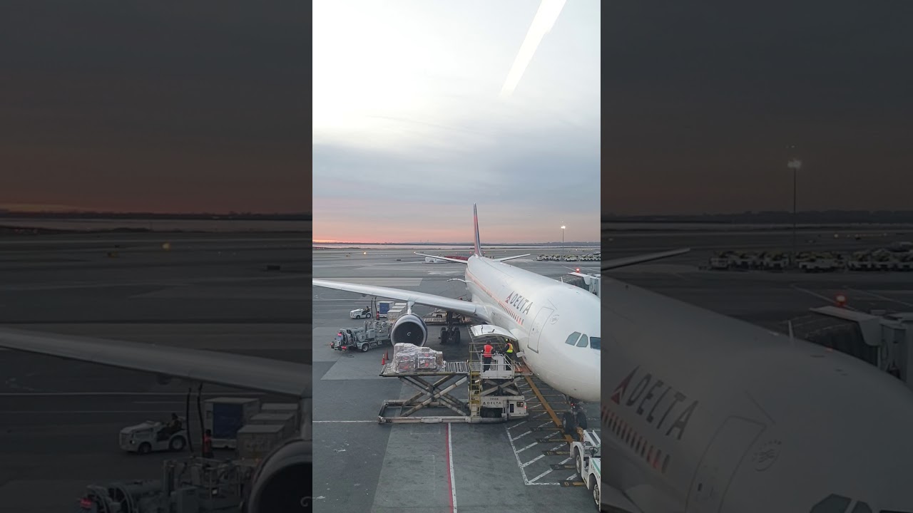 JFK Delta Terminal gate 38 - YouTube
