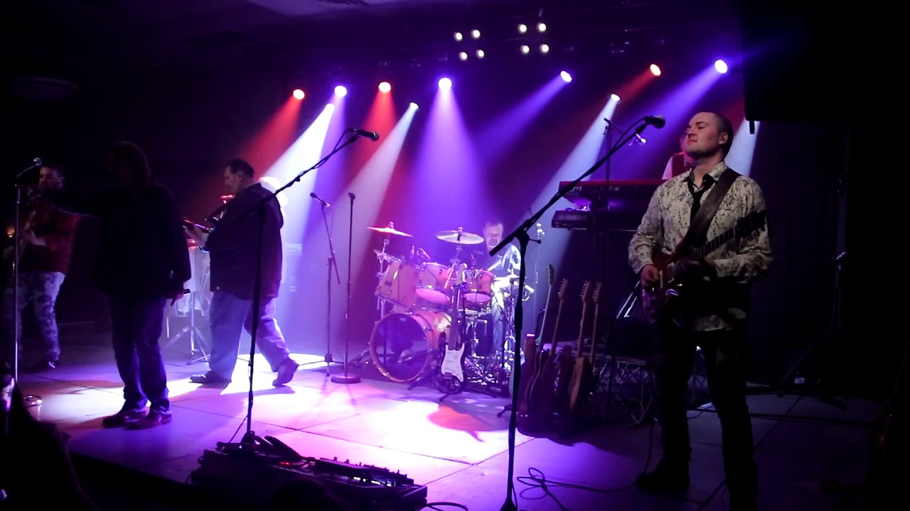 Vic Ferrari Band 2021 Knockin the rust off show - YouTube