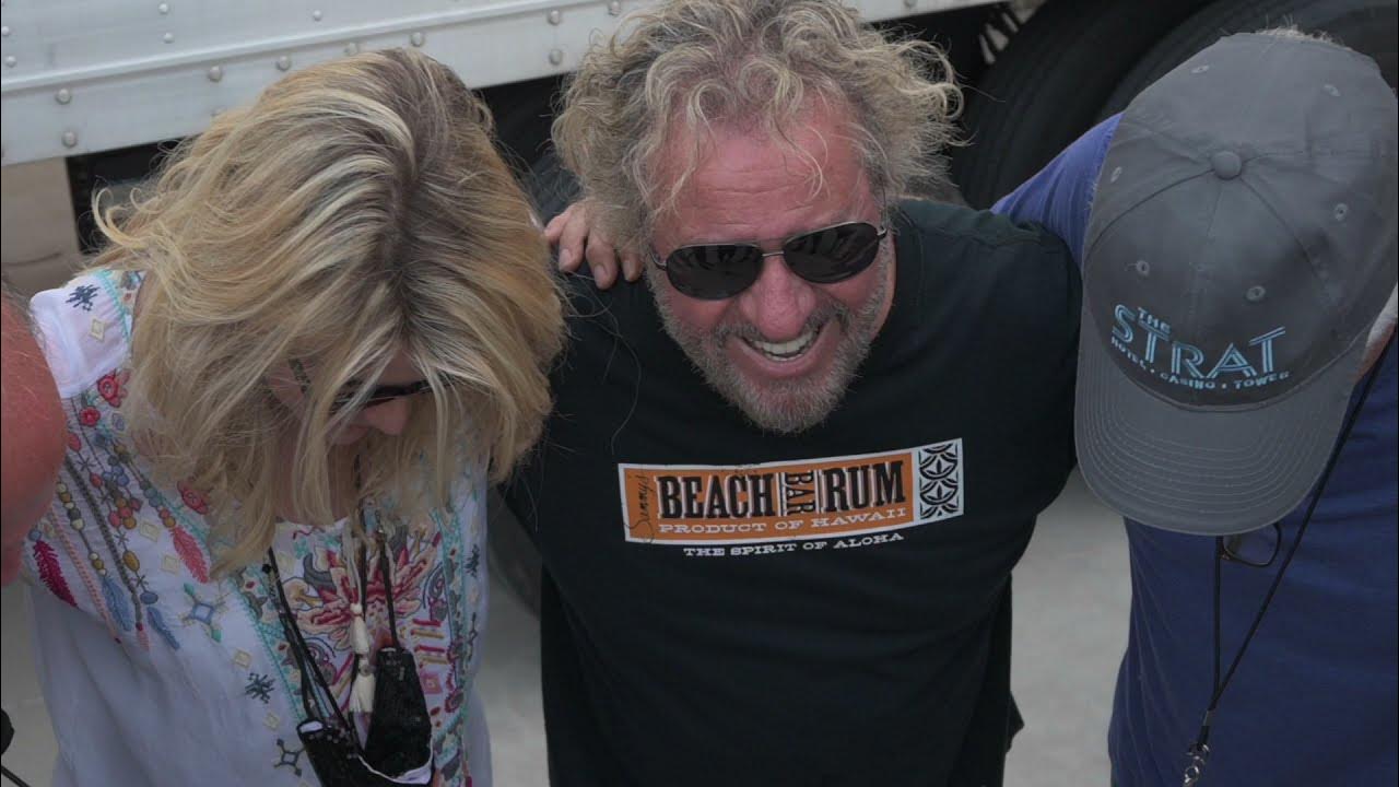 Sammy Hagar and The Circle first show back in Key West after 500 Days of Silence - YouTube