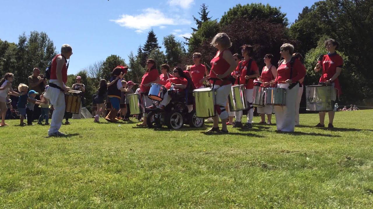 SheBoom at Culzean Castle 25/7/15 - YouTube
