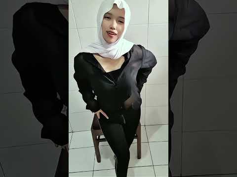 Bigo Hijab Desahan Nikmat Baju Transparan itrm neplak banget, jambak terus suruh nye.....ng aja😀😀