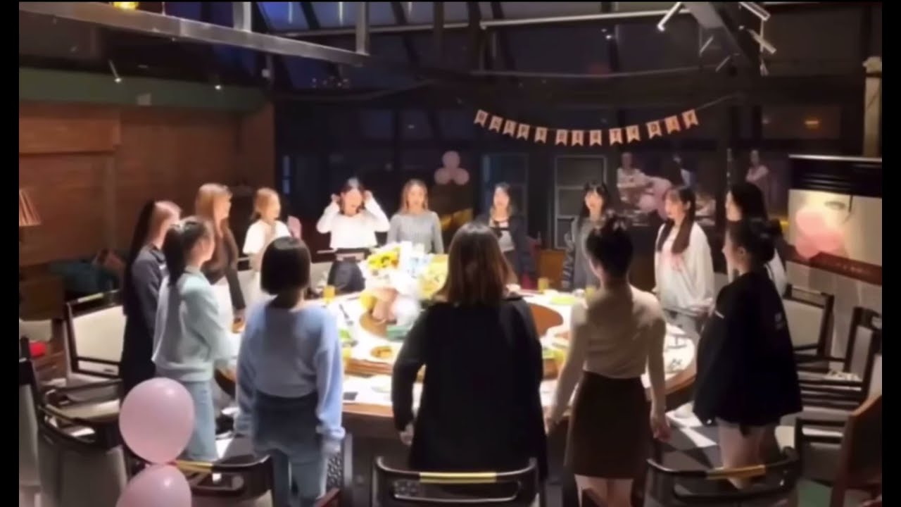 The edit of the girls dancing around the table, only it isn’t a edit ...