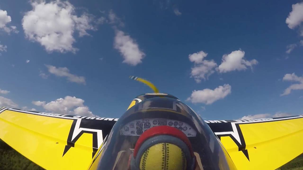 PAU Extra 300 SP, DLE 222 GoPro - YouTube