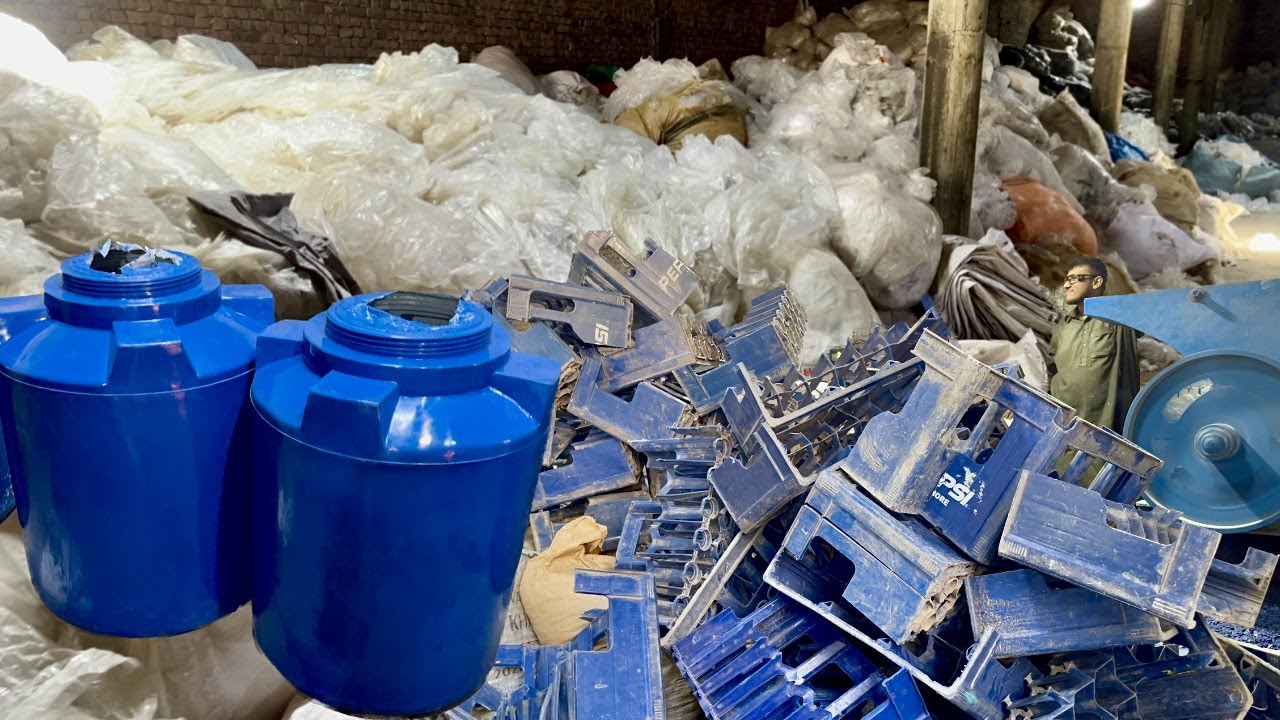 Amazing Production of Water Tanks by Recycling Waste Plastic Bags and ...