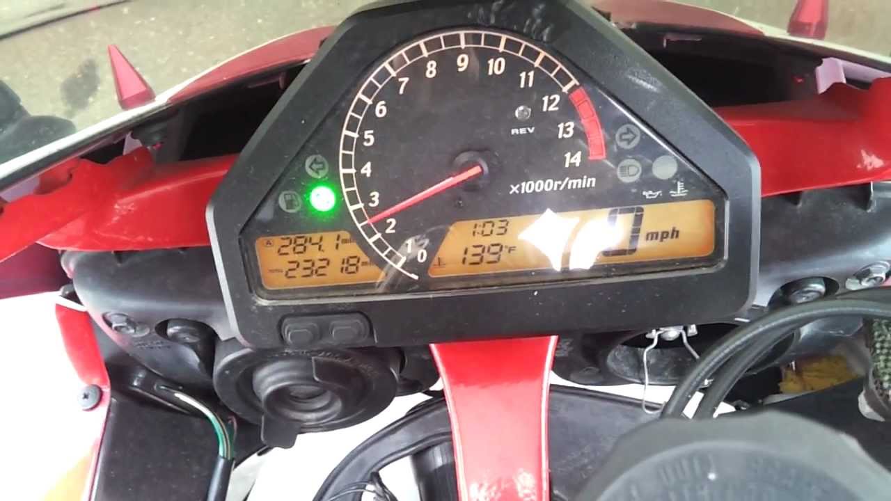 2007 cbr1000rr with two brothers carbon exhaust and juice box - YouTube