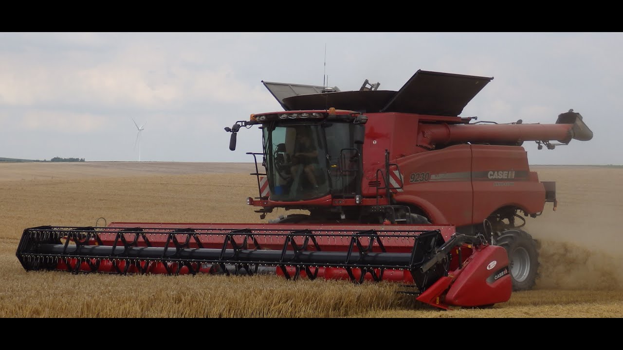 CASE IH -Axial Flow 9230 et Axial Flow 8010- Charmont s/Barbuise - YouTube