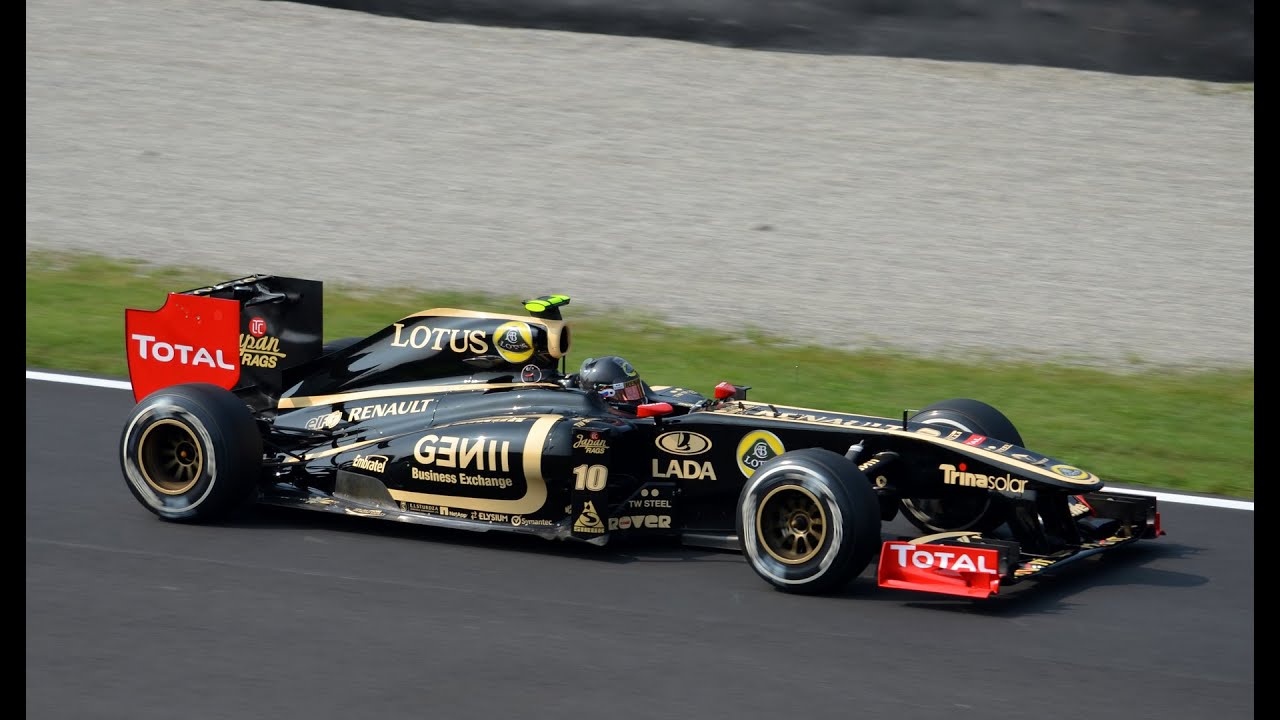 Lotus Renault R31 [Blown diffuser] - Nordschelife lap - YouTube