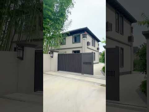 Anyone with a yard should install this super convenient retractable door! #decoration #garden#design