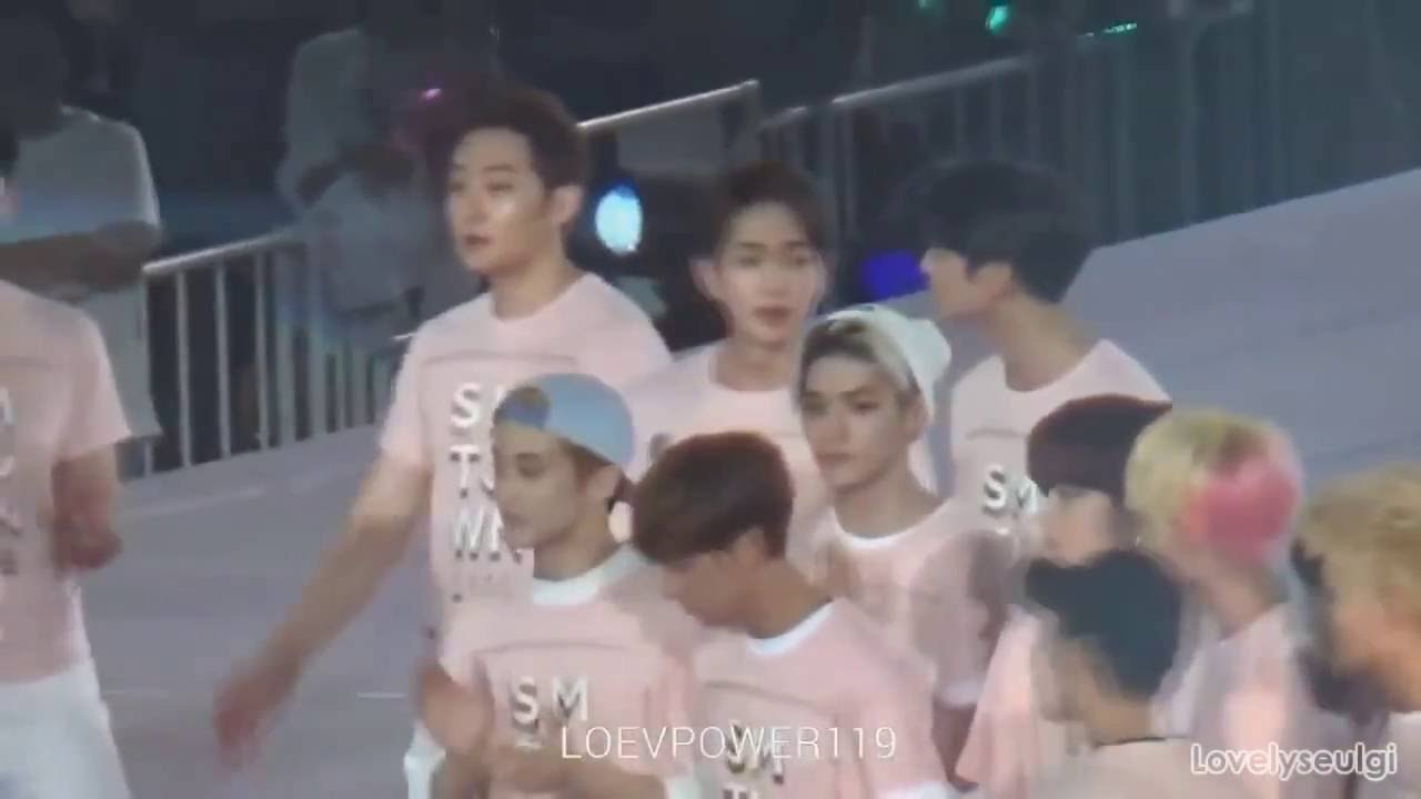 SHINee Minho SNSD Yuri (MinYul) - RANDOM MOMENTS AND SMTOWN OSAKA - YouTube