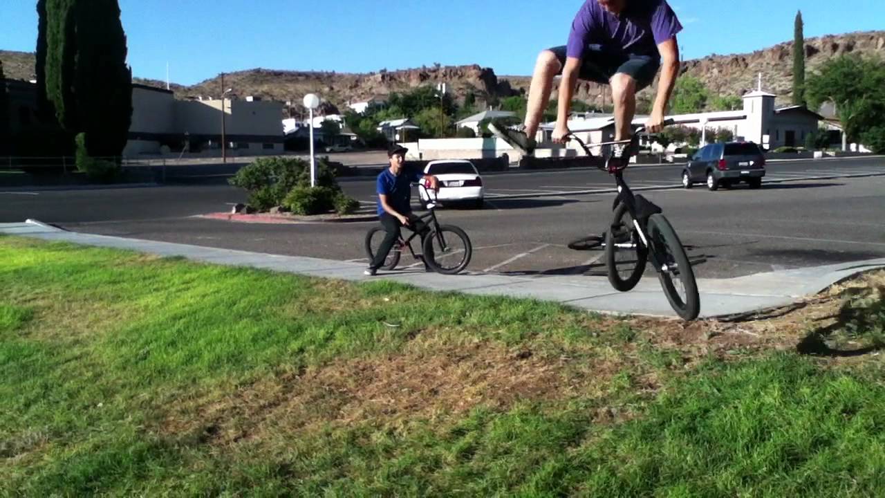 robbie phelps hop whip fall - YouTube