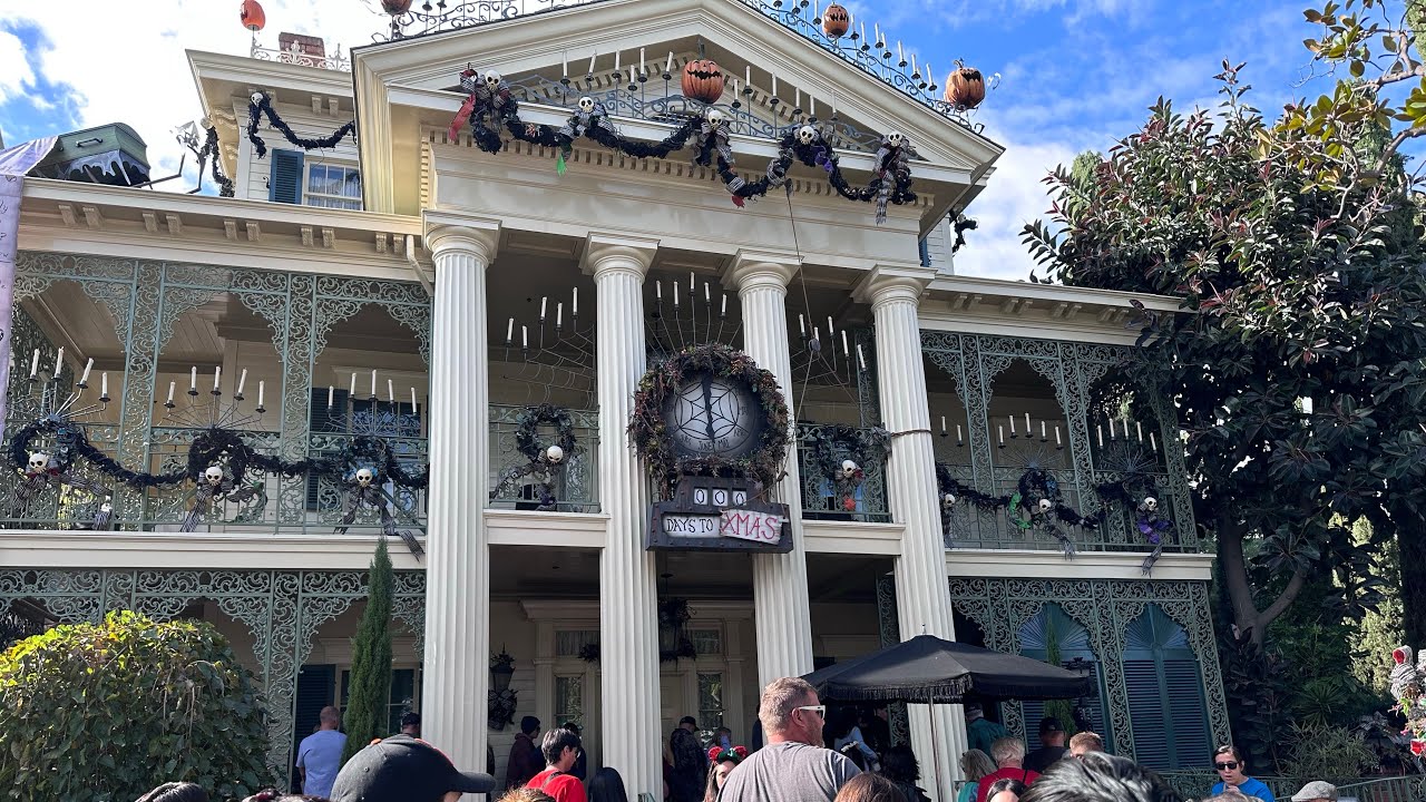 Haunted Mansion Holiday Full Ride at Disneyland with Multiple ...