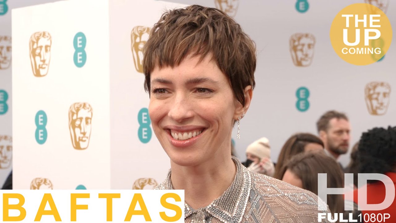Rebecca Hall BAFTA Awards 2022 Passing interview - YouTube