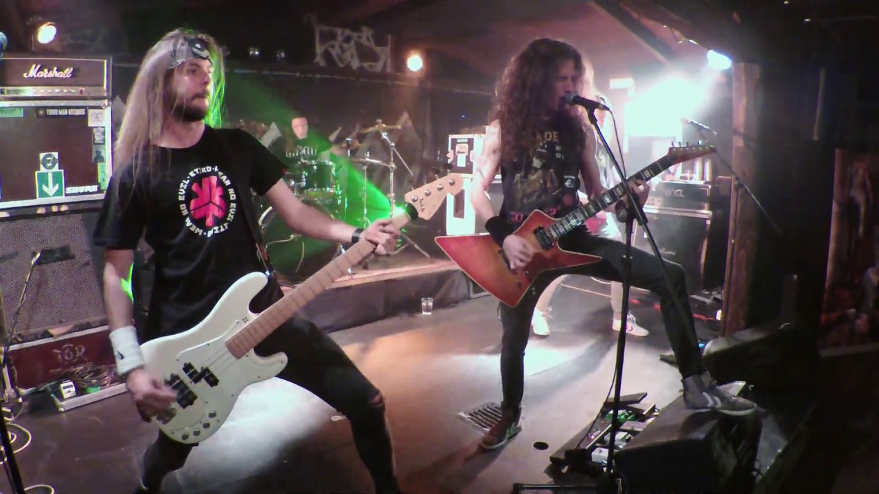 COMANIAC - Suborned - (HQ sound live) - YouTube