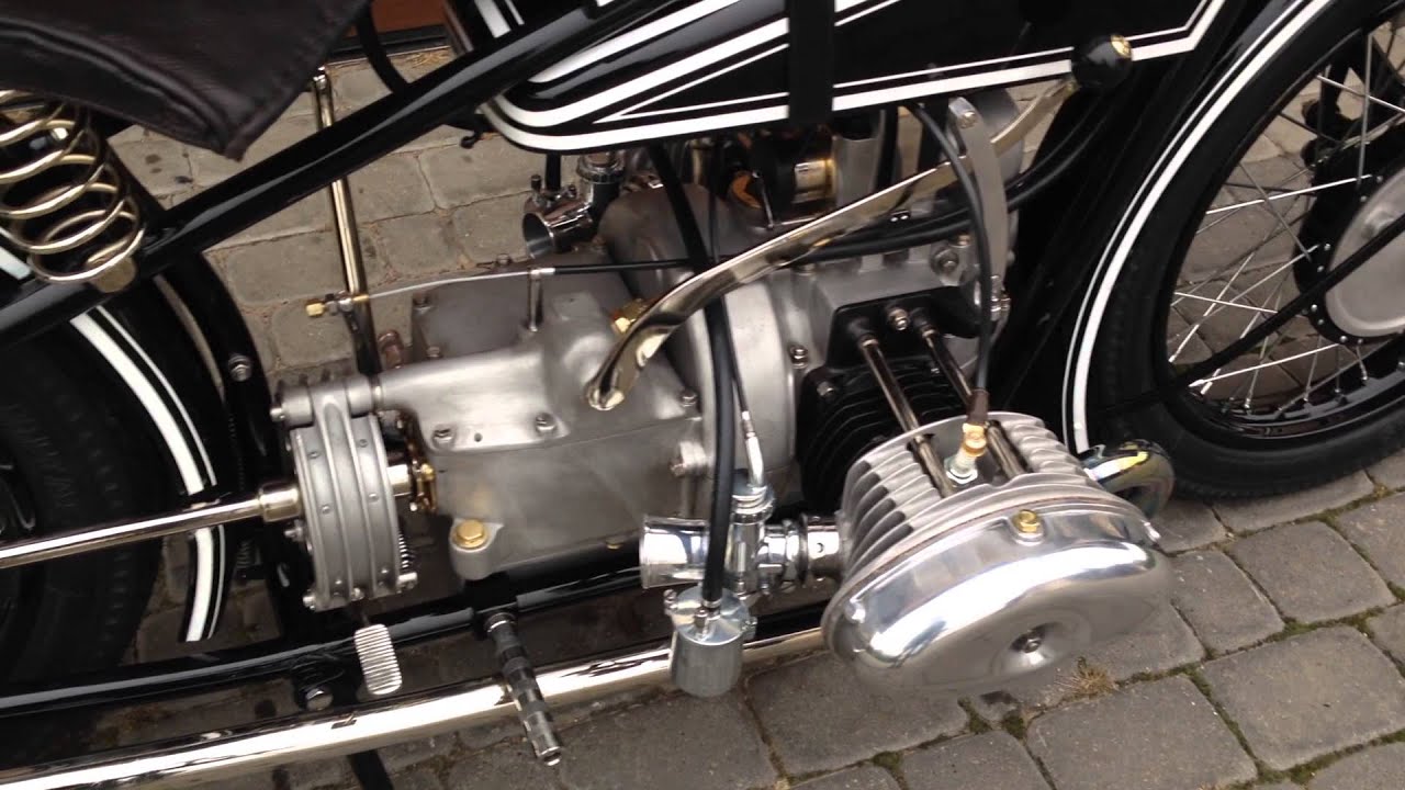 BMW R63 engine start - YouTube