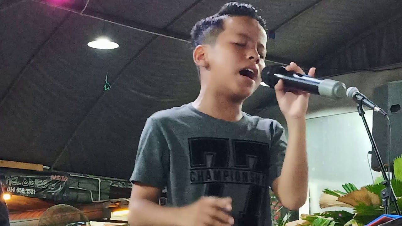 Mantap lagu Seroja... Irfan Daniel - YouTube