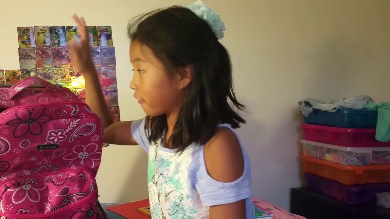 Ruby's WHAT'S IN MY BACKPACK! - YouTube