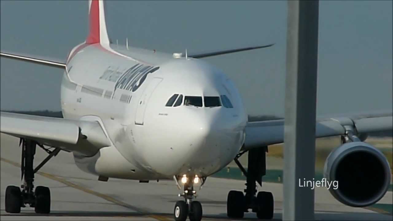 Qantas Spirit of Australia Airbus A330-203 - YouTube