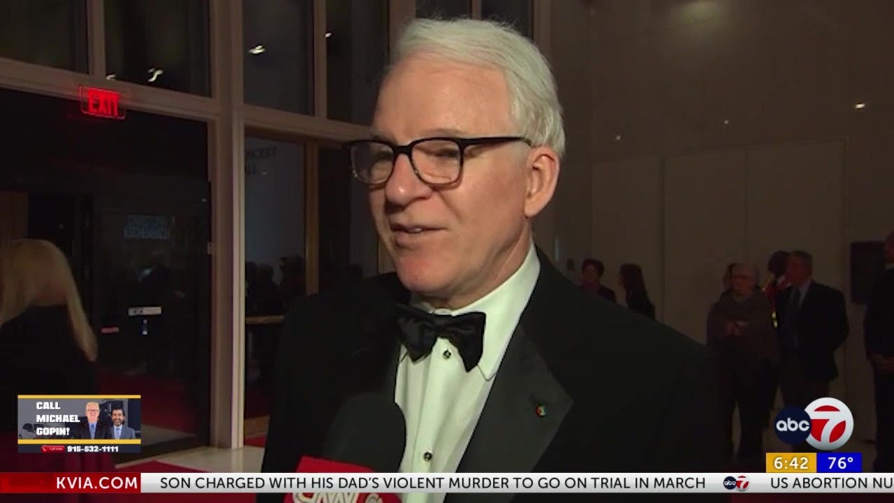 Steve Martin declines requests to perform as Tim Walz on SNL - YouTube