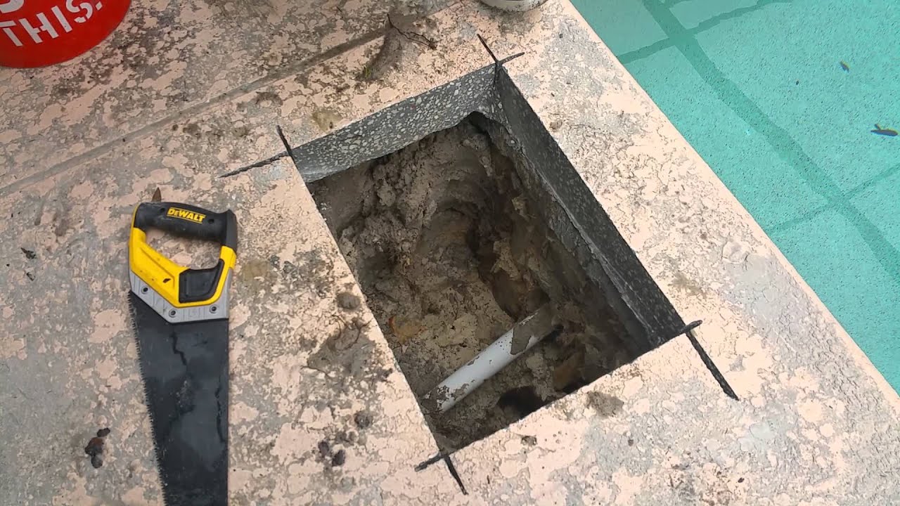 Pipe rupture - YouTube