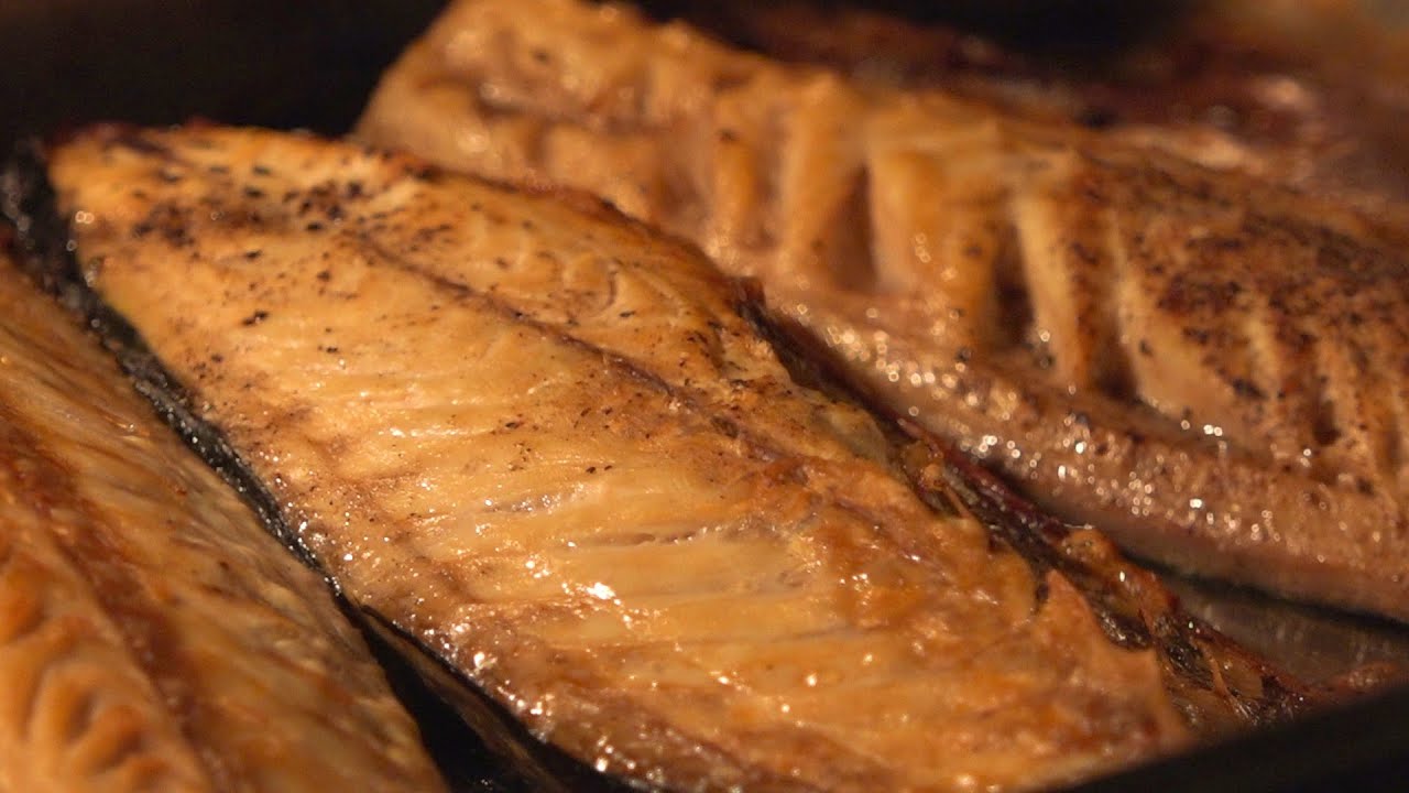 Easiest and Tastiest Mackrel Cooking. How to cook delicious fish in the ...