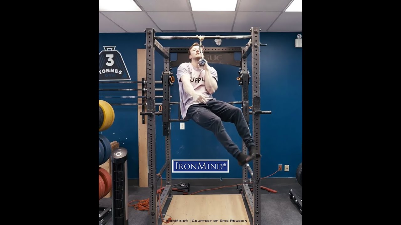Yves Gravelle World Record 1-Arm Rolling Thunder Pull-ups - 3 reps - YouTube