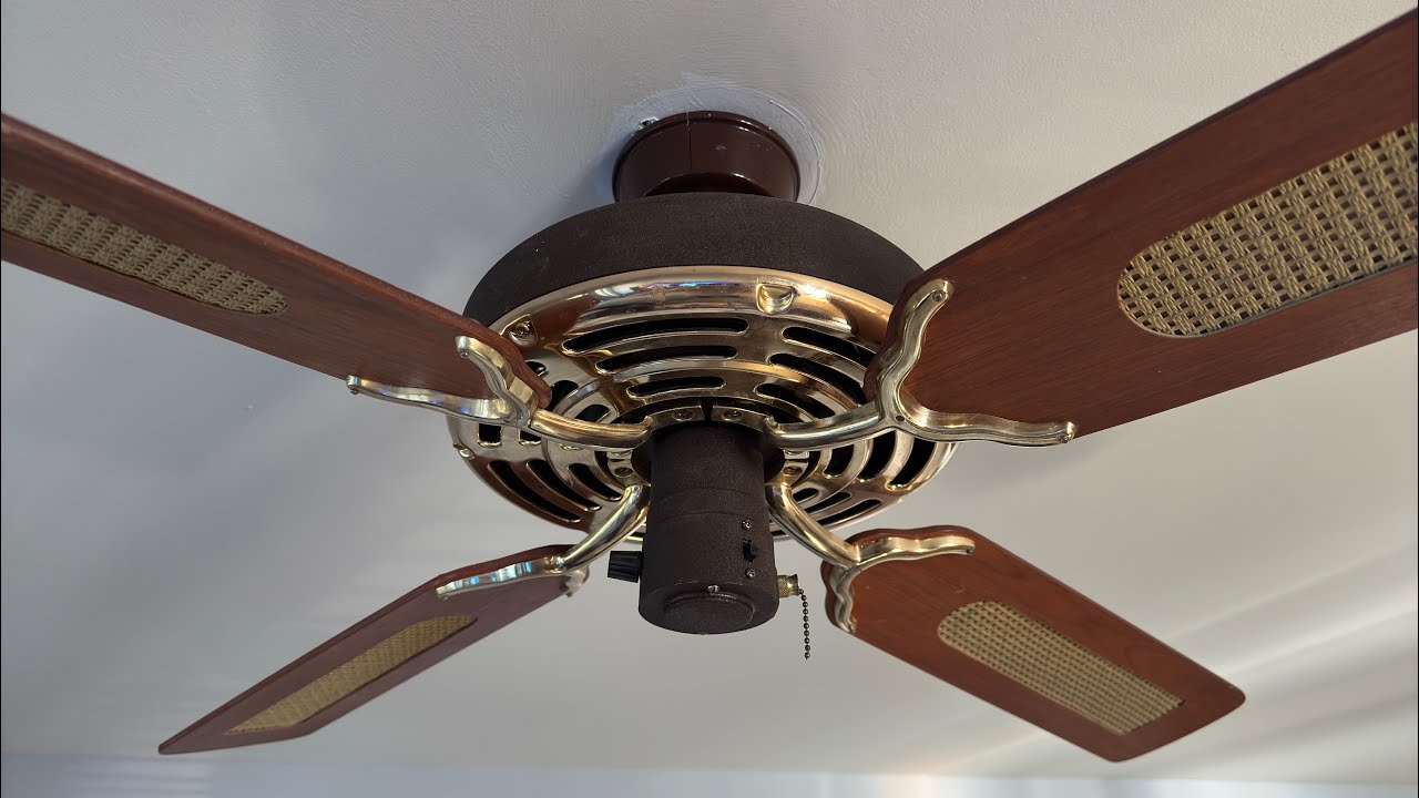 Montgomery Ward (Evergo) “Banana Fan” Ceiling Fan - YouTube