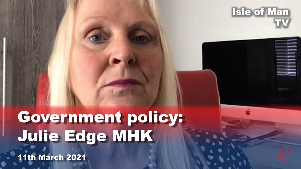 Julie Edge's Instagram, Twitter & Facebook on IDCrawl