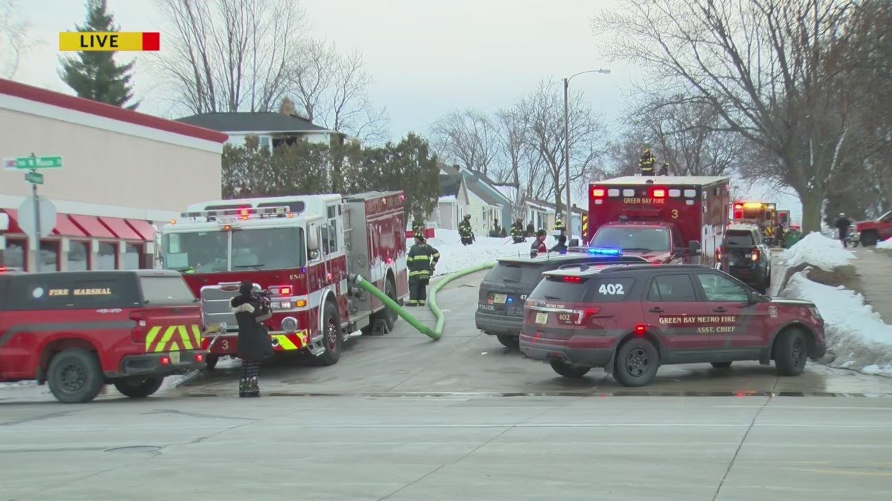 HAPPENING NOW: Active structure fire in Green Bay, firefighters on ...