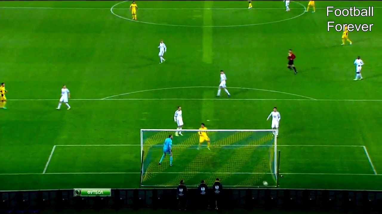 Taison Incredible Goals HD - YouTube
