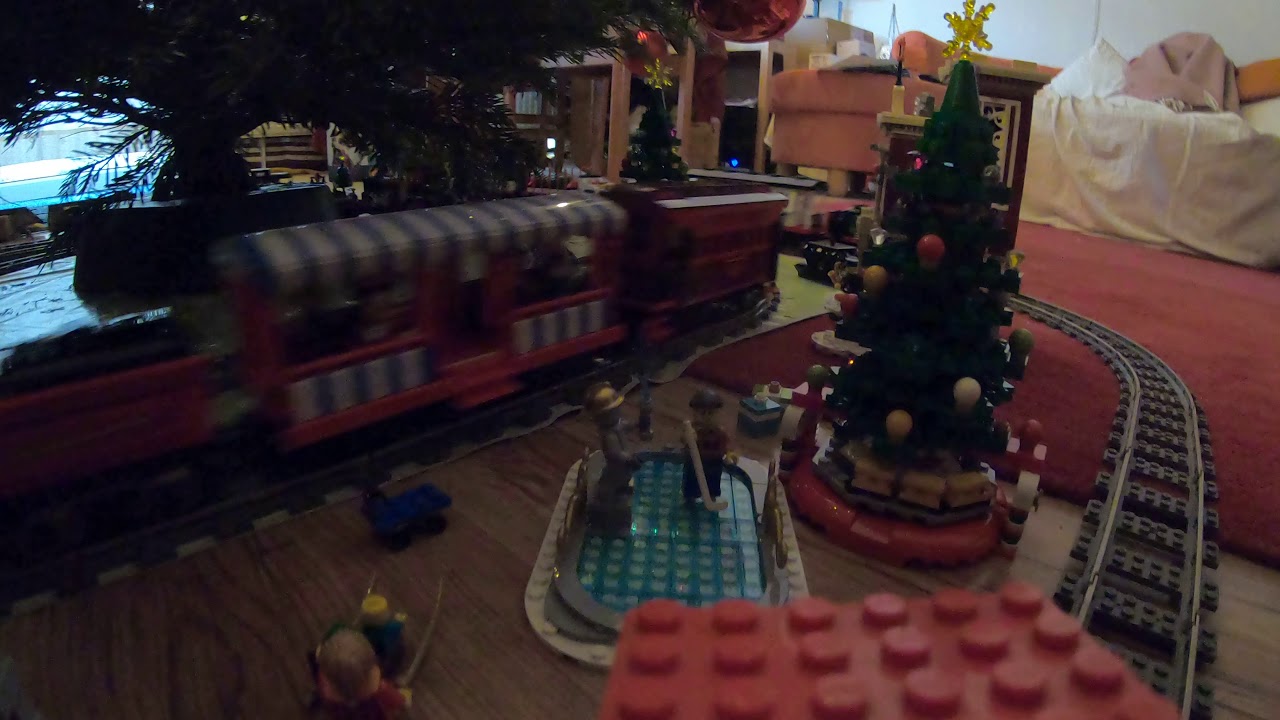 lego trains around the christmas tree/ Lego Christmas tree train Layout ...