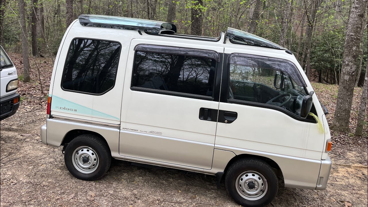 Supercharged/5sp/4x4/Subaru Sambar Crystal Roof/Air Conditioned/Unicorn ...