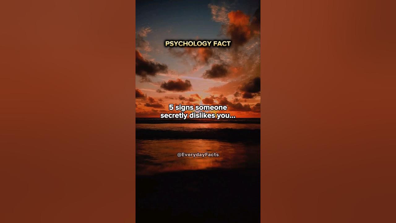 5 signs someone secretly dislikes you... #shorts #psychologyfacts - YouTube