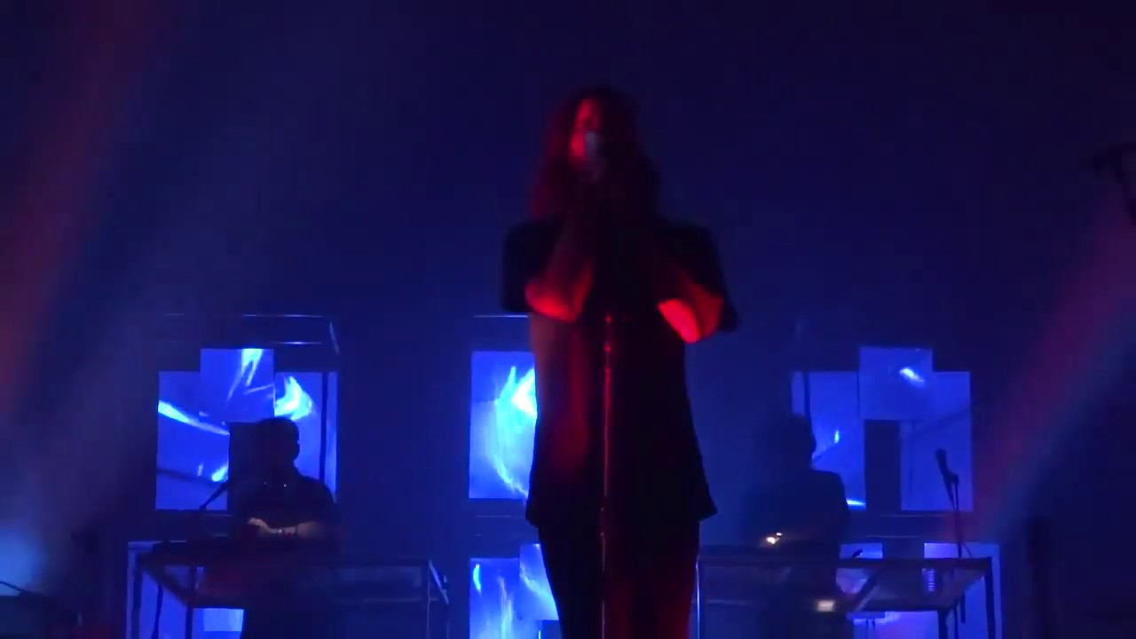Miike Snow | Animal | live Shrine Expo Hall, October 6, 2016 - YouTube