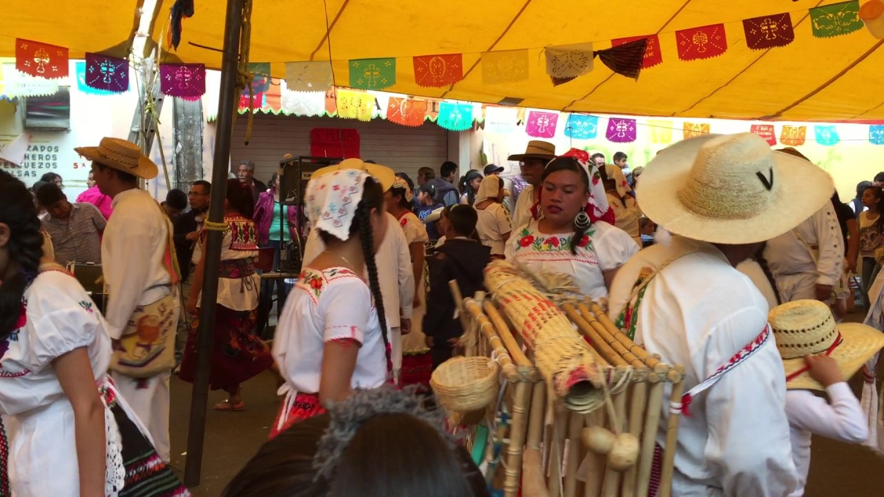Danza de las inditas ( Las Comadritas ) Santa Cruz Atizapan 2017 - YouTube