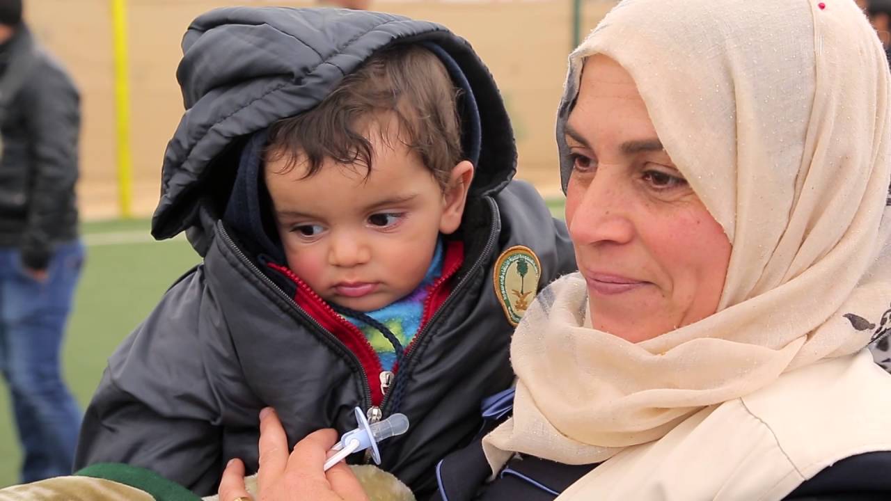 Hikayat Simsim in Zatari Camp - YouTube