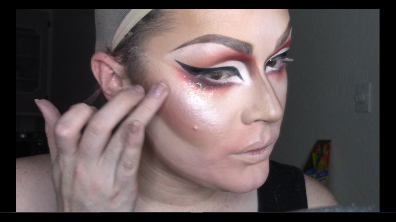 Doing Drag in 20 Seconds? - YouTube