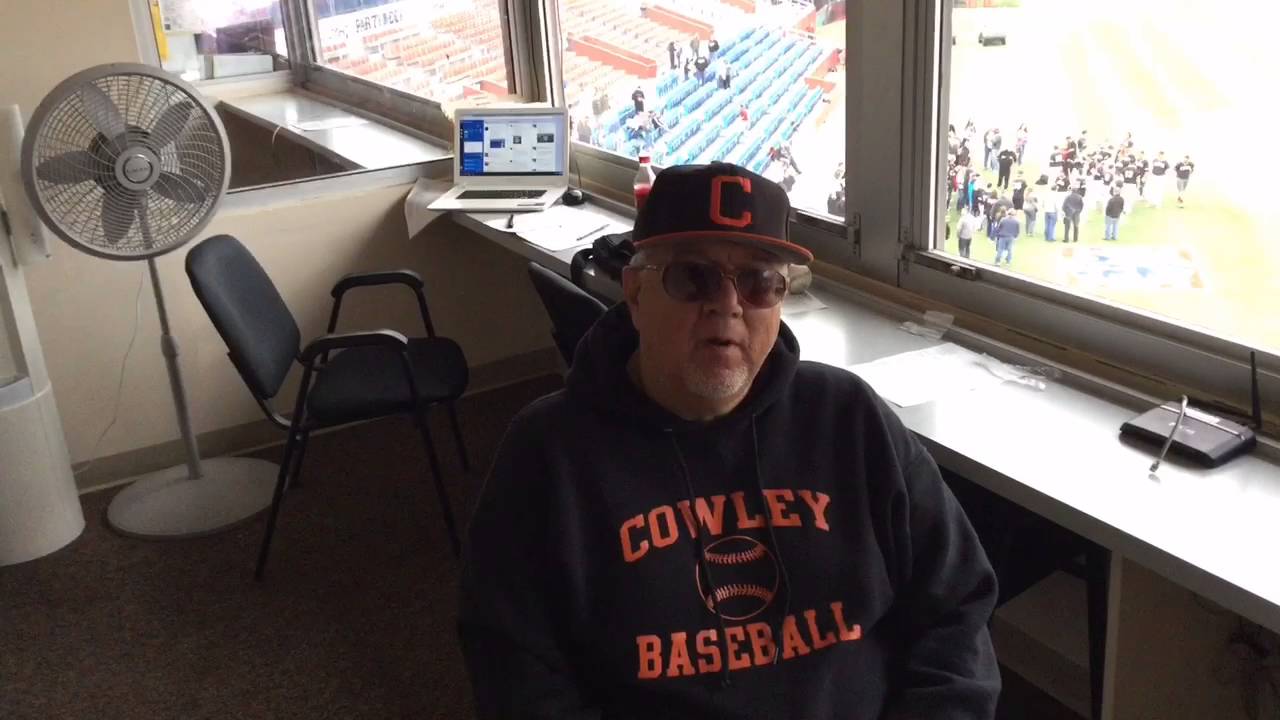 Cowley College coach Dave Burroughs - YouTube