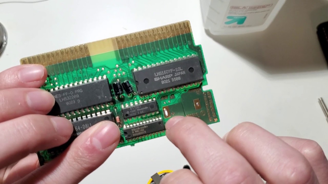 How to change an NES cartridge battery - YouTube